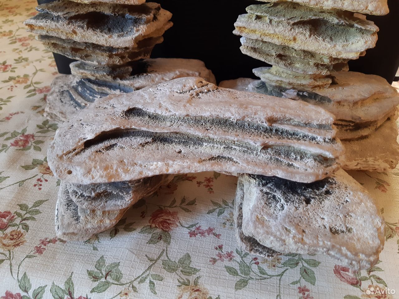 Декоративные камни для аквариума