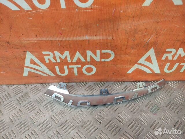 Молдинг бампера передний правый Mercedes Glc-Class купить в Москве ...